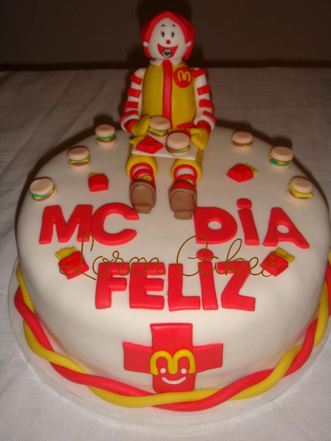 Loren Cakes: Bolo do Ronald Mc Donald´s no Mc Dia Feliz 2011