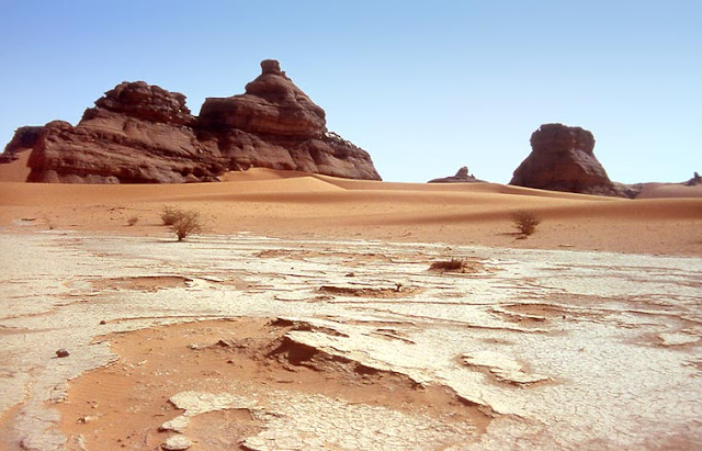 Redefining the Face Of Beauty : WORLD'S LARGEST DESERTS!