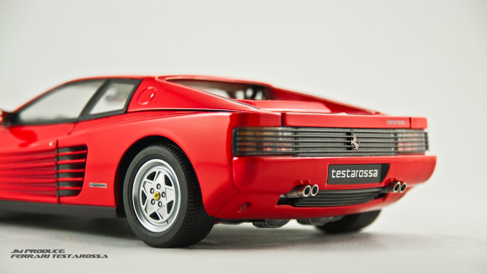 *: Ferrari Testarossa (Kyosho 1:18)