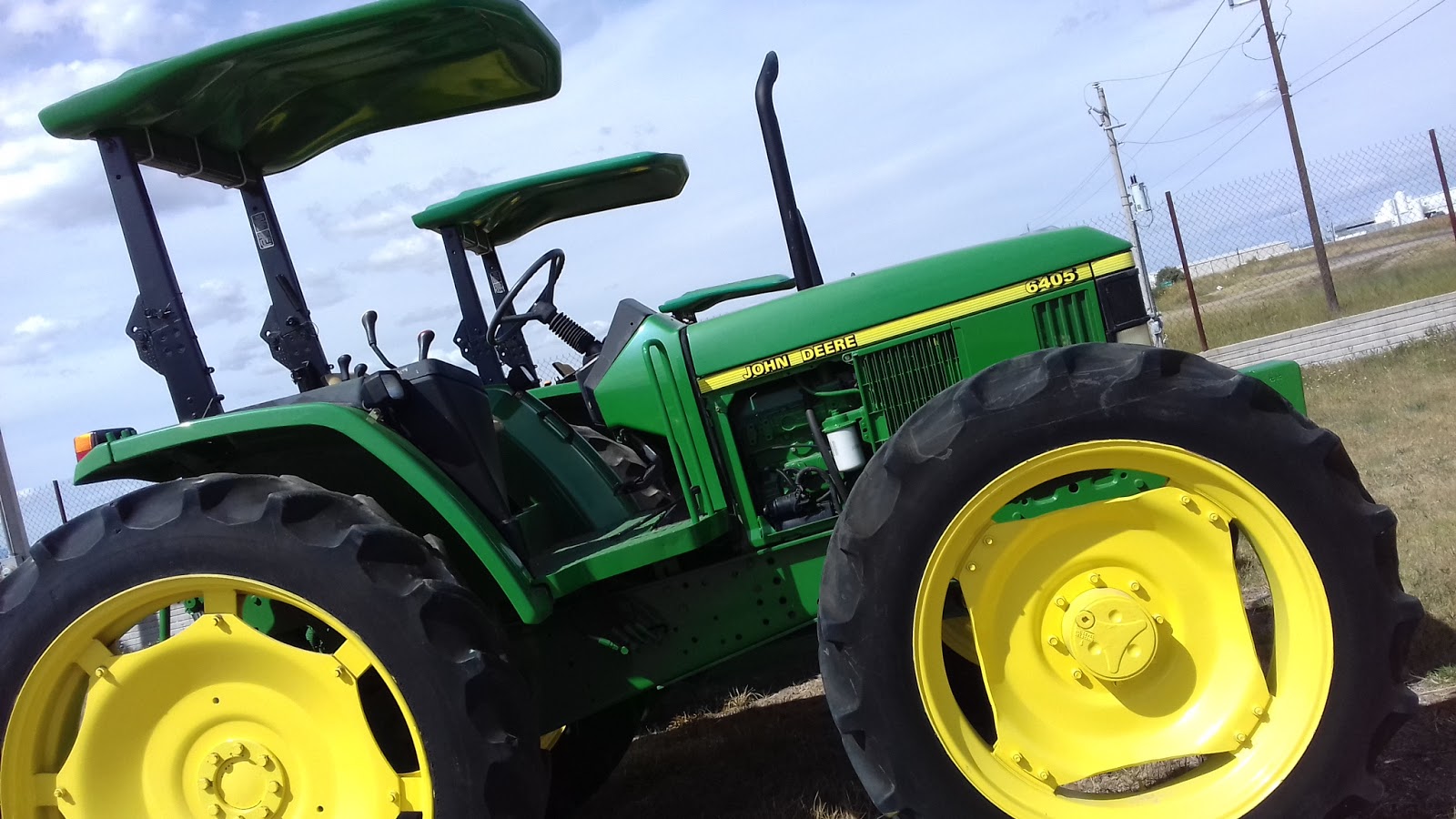 MAQUINARIA AGRICOLA INDUSTRIAL: Tractor John Deere 6405 Año 2000 ...