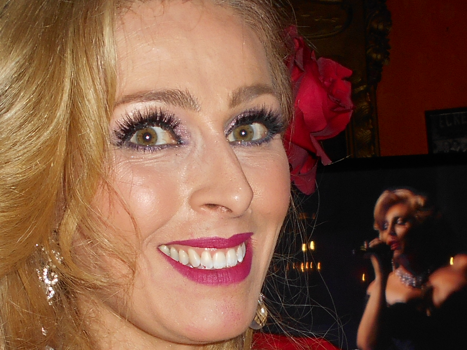 internautaSOY: VIOLETA MARTIN PRESENTA DISCO CON UN TEMA DE SU AUTORIA