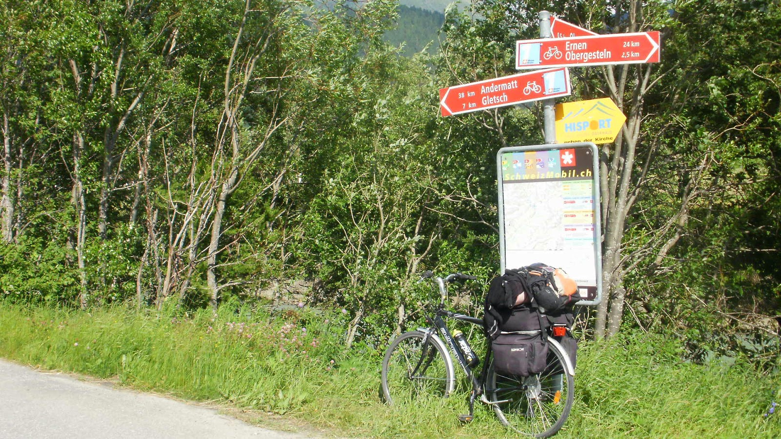 EXCURSII CU BICICLETA: Elvetia