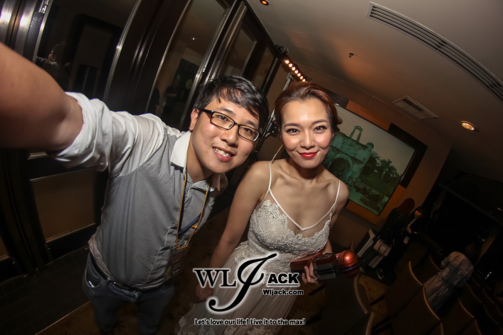 [Interview] Kristal Tin田蕊妮 & Koni Lui呂慧儀 @ TVB Star Awards Malaysia 2016 Post-Event Press ...