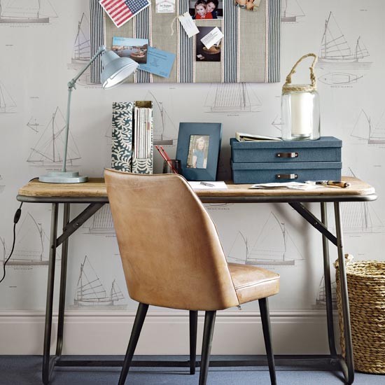 Roses and Rust: Time to Man Up - Creating a Masculine Bedroom