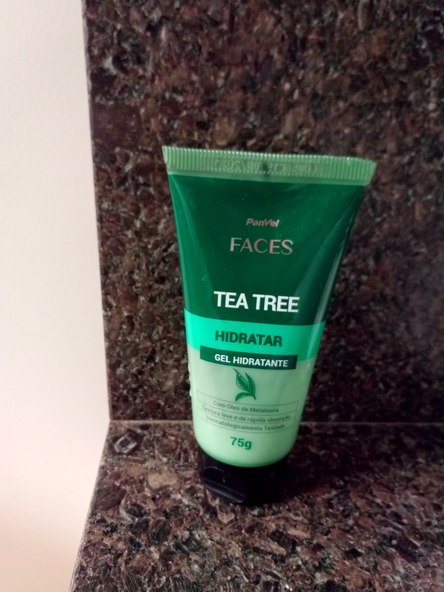 Resenha do gel hidratante tea tree - panvel