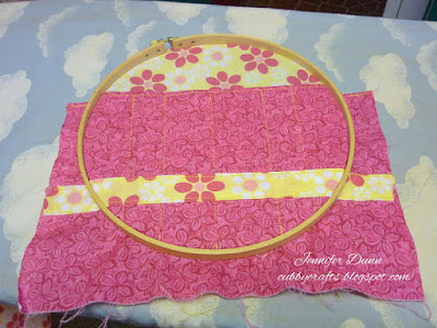 My Cubby Crafts: Embroidery Hoop Storage