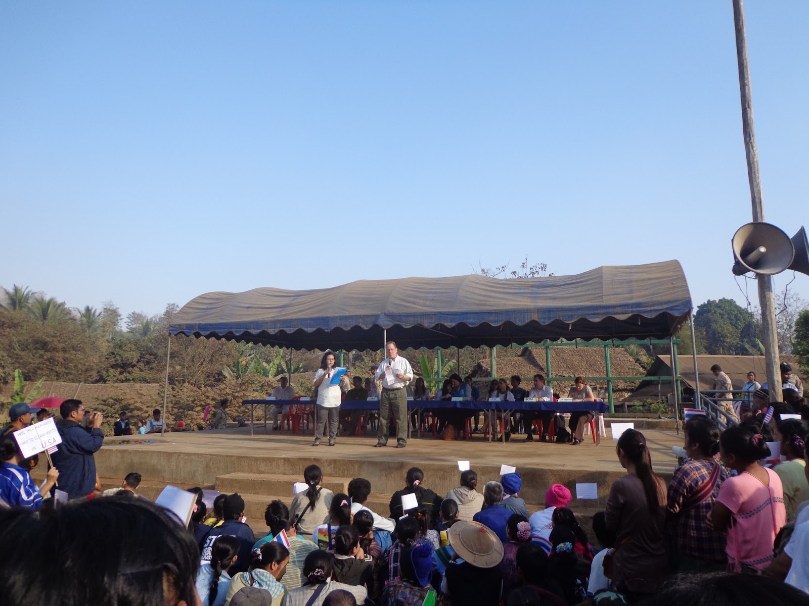 KSNG-MEDIA: အေမရိကန္ႏုိင္ငံကို သြားေရာက္ေနထုိင္ဖို႔ ဆႏၵရွိေသာဒုကၡသည္မ ...