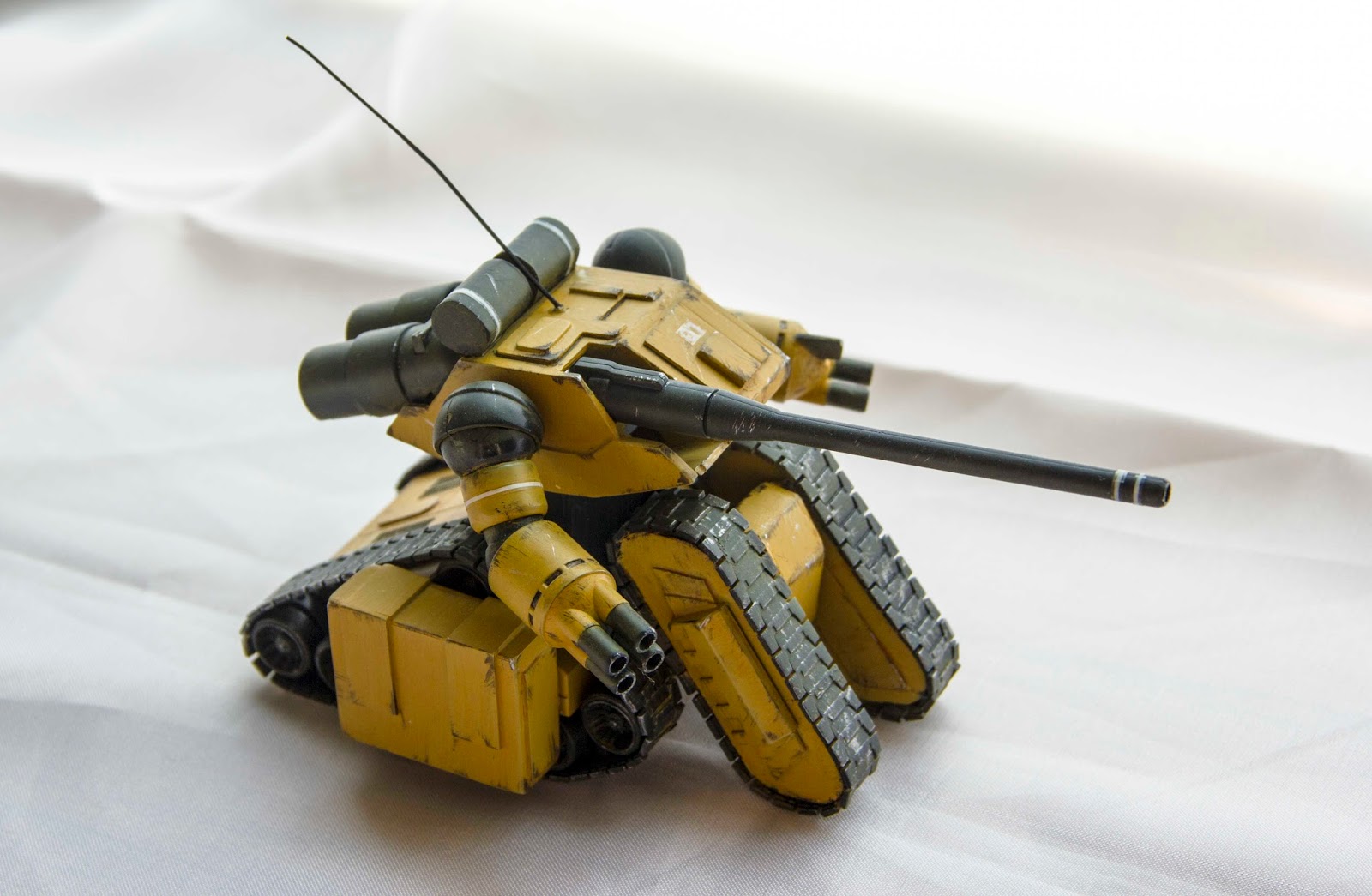 Gundam Family: HG 1/144 RX-75 Guntank Custom Build