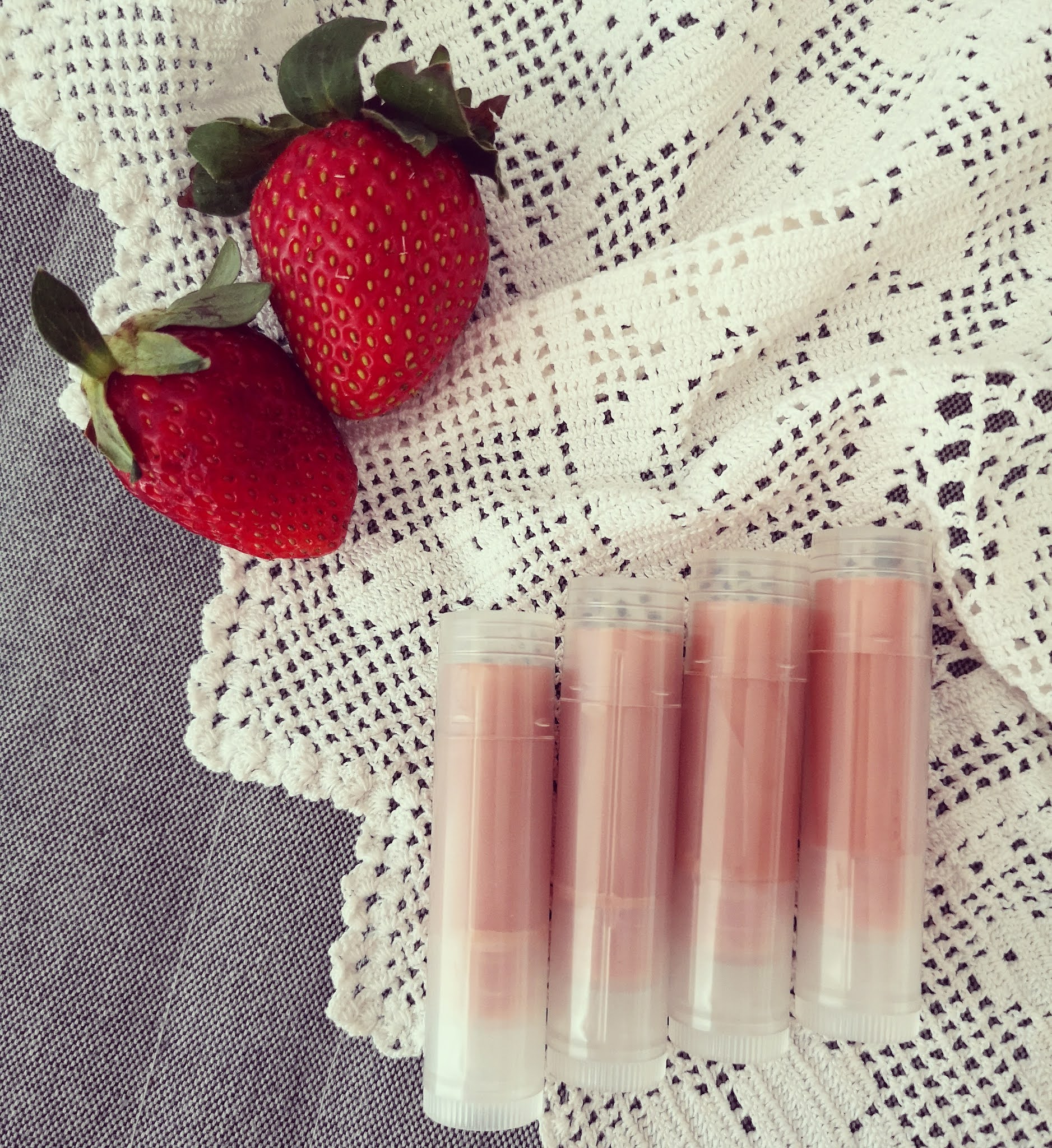 Stella Crown Natural Cosmetics: Frau Litsa lip balm