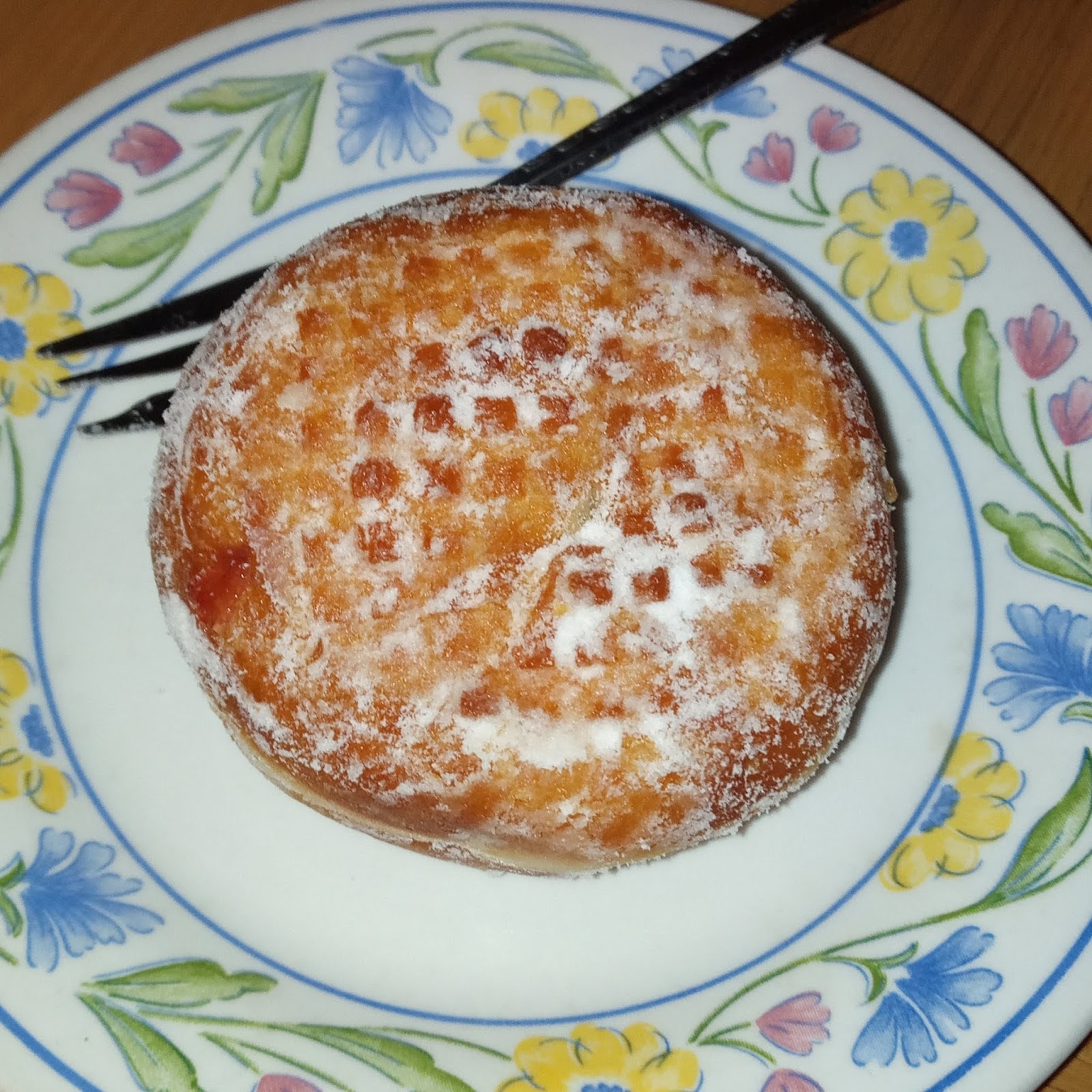 Supersupergirl's Food Reviews: [Review] Morrisons Donuts