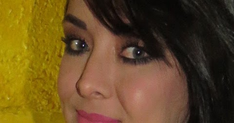 LOS ESPECTADORES ENVIVO: ANGELES LAMAS ENTRE SU CABELLO