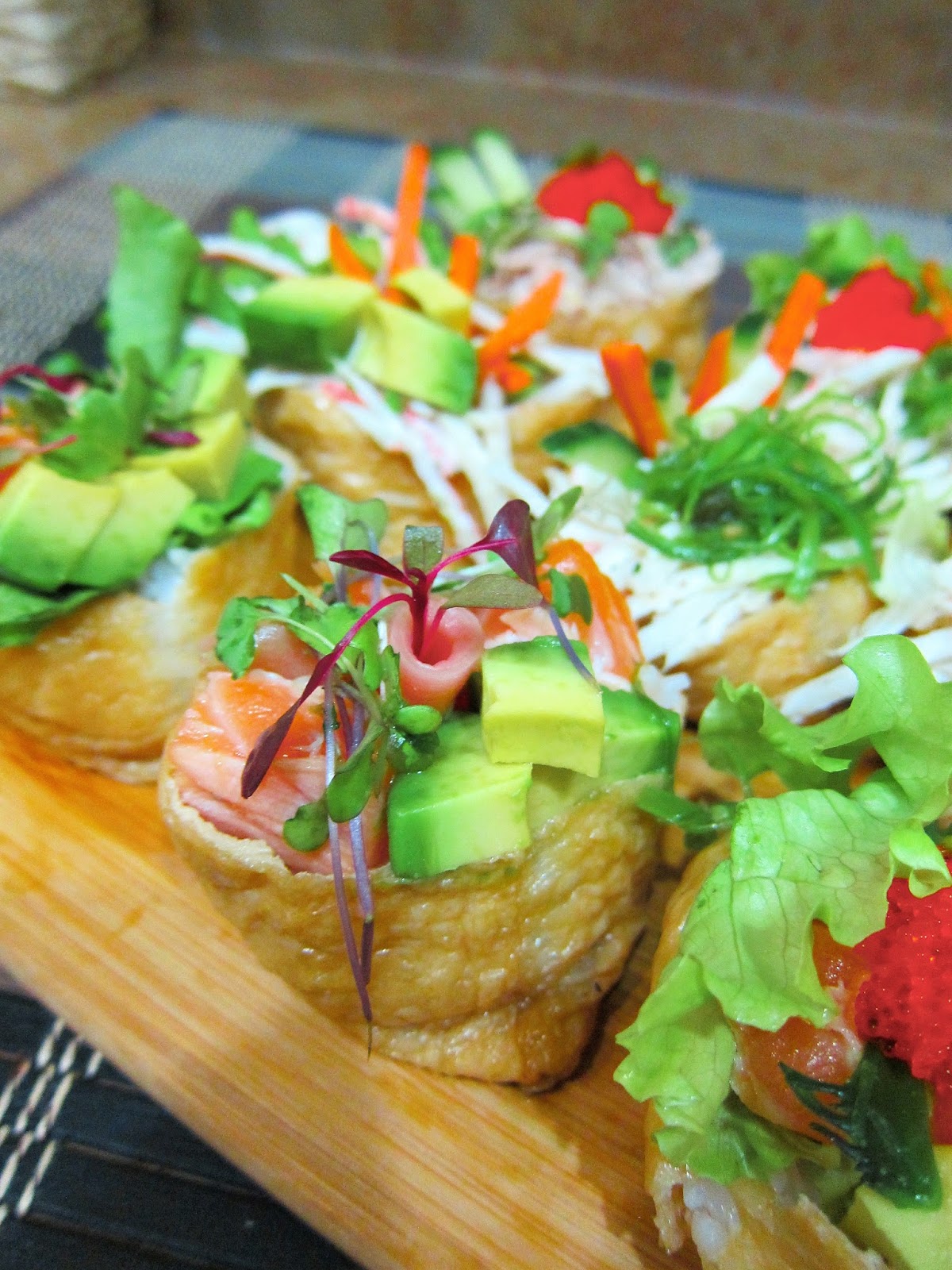 Bean Sprouts Kitchen: Colorful and Delicious Inari Sushi
