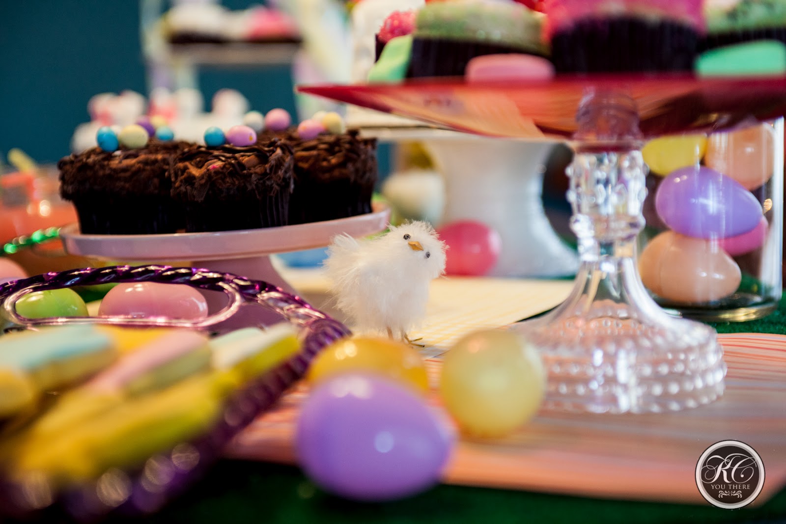 Lola Pearl Bake Shoppe: A Sweet Easter Table