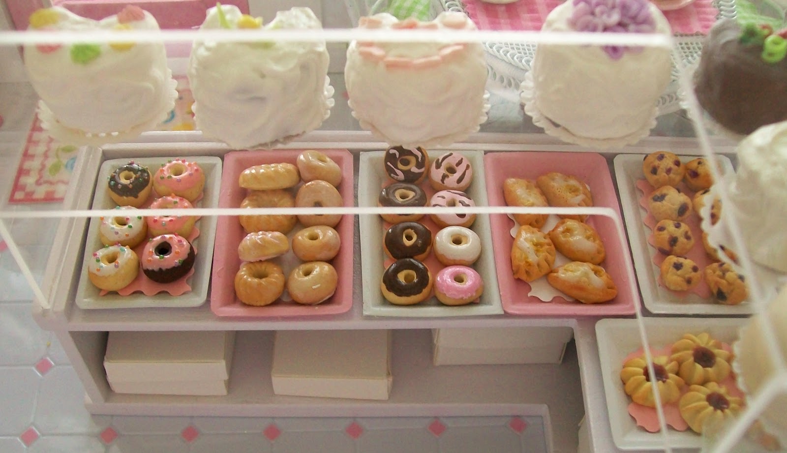 Little Things By Anna: "A Little Slice Of Heaven" Mini Bakery...