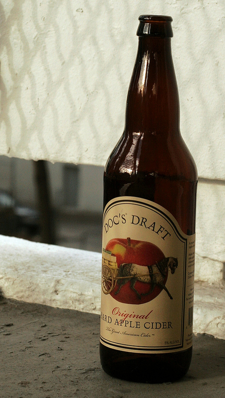 Along Came a Cider: Cider Review: Doc’s Draft Hard Apple Cider