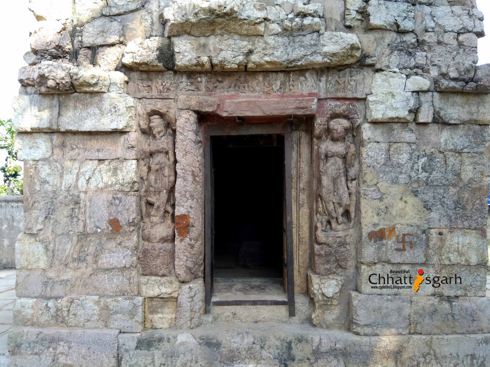 प्राचीन शिव मंदिर चन्दखुरी ,रायपुर (Ancient Shiva Temple Chandkhuri ...
