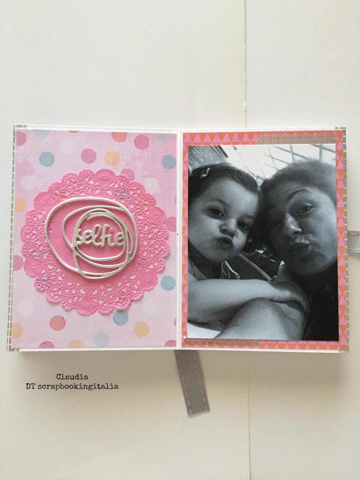 Scrapbookingitalia: Mini Album "Happy"