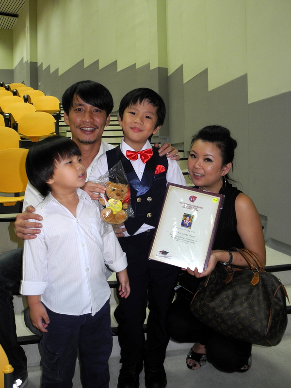 milkfrost's world: PCF Choa Chu Kang K2 Graduation