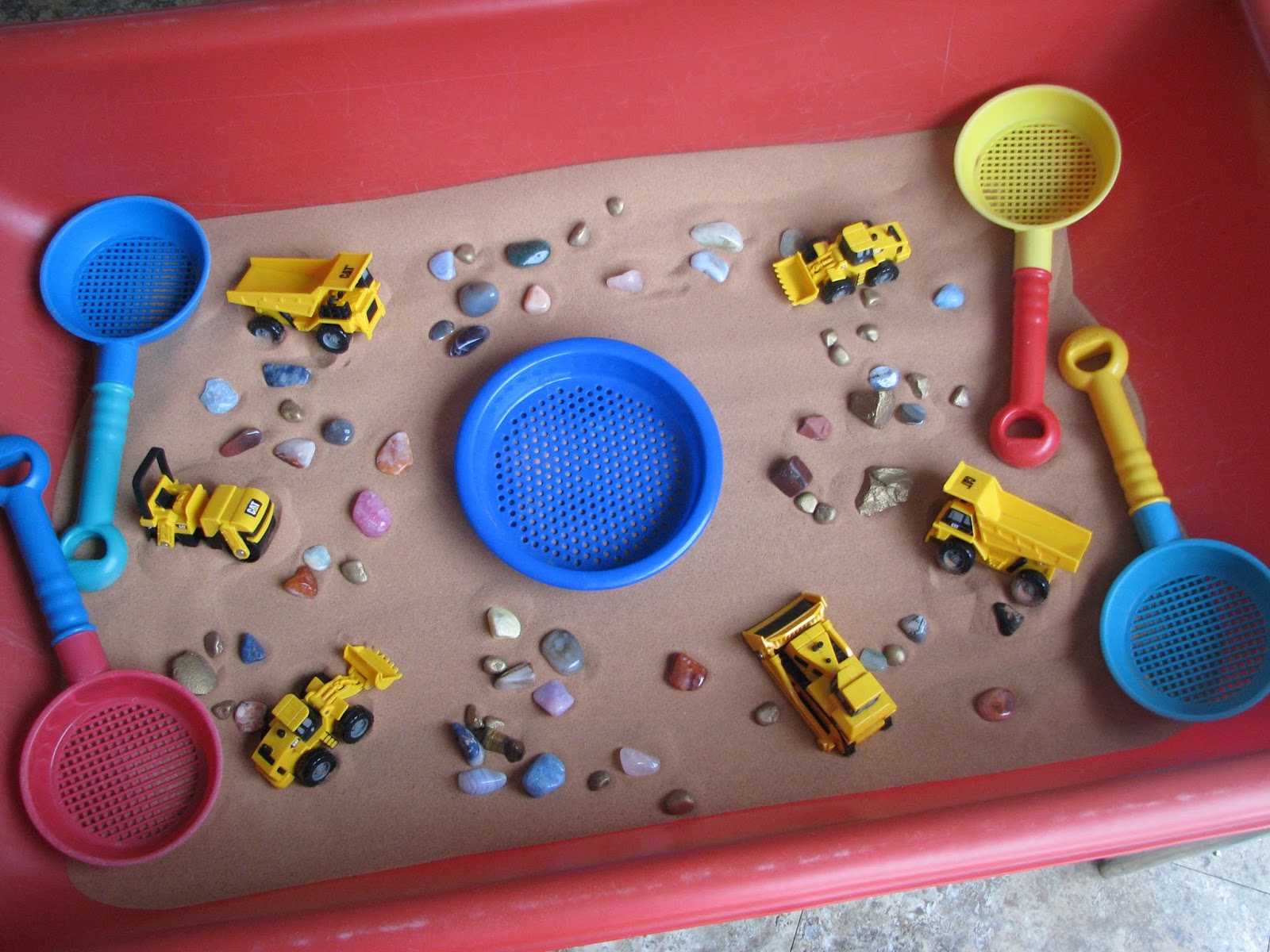Teacher April's Preschool: The Sensory Table