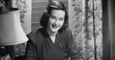 Mrs. Murphy's Mailbox: Who's Mrs Murphy?