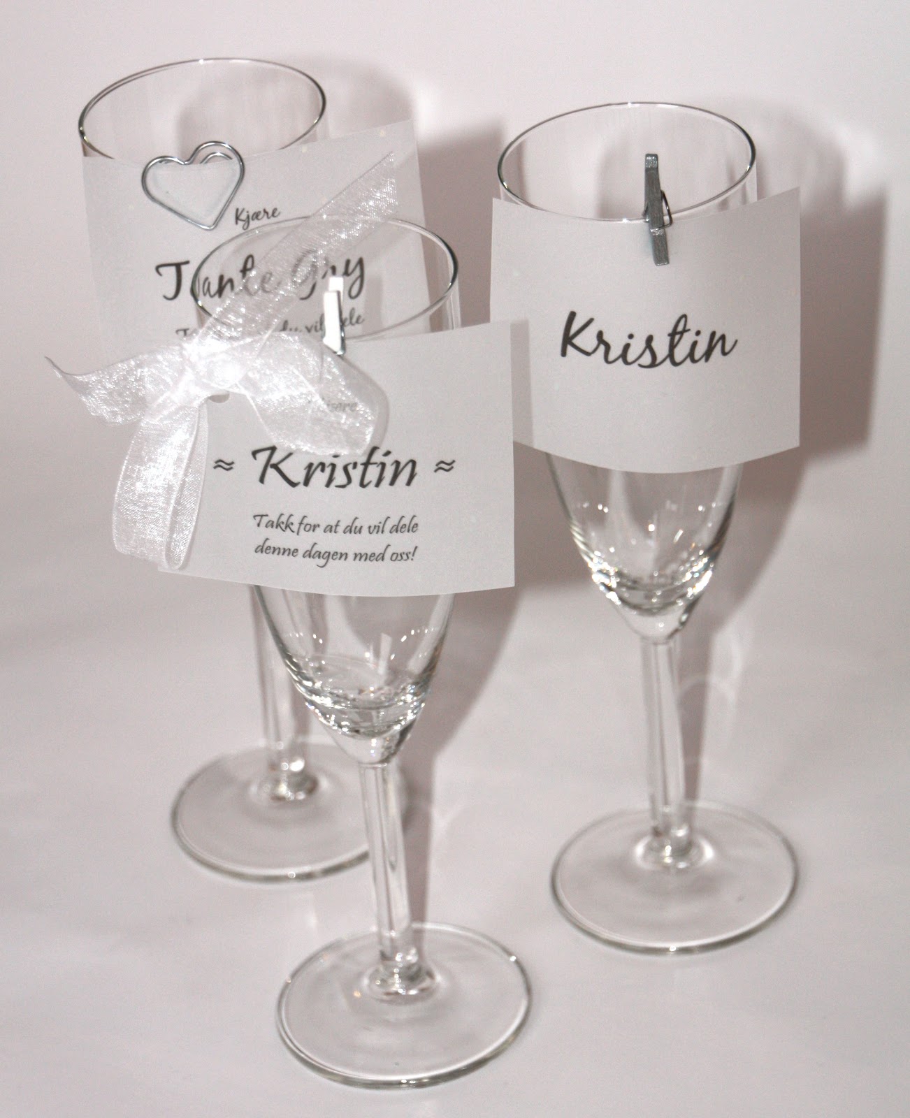 Papir og Design - en inspirasjonsblogg: Stående bordkort