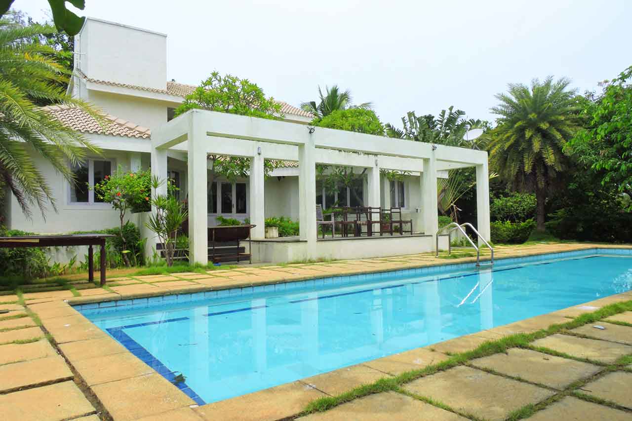 Lime Tree Beach House ECR | EzeeStays - ECR Beach House,Holiday Rentals ...