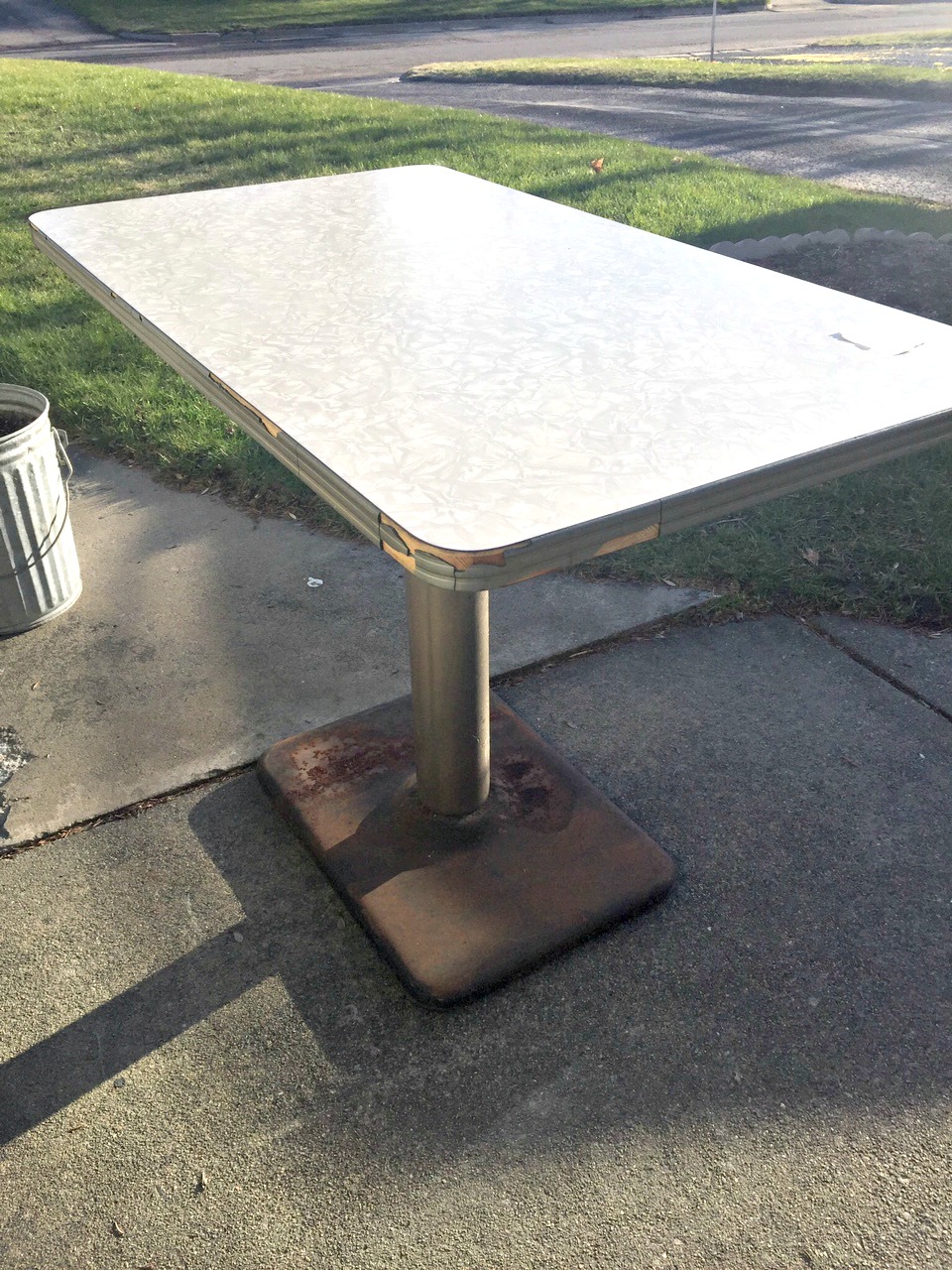 Planting My First Junk Garden of 2017 - Organized Clutter