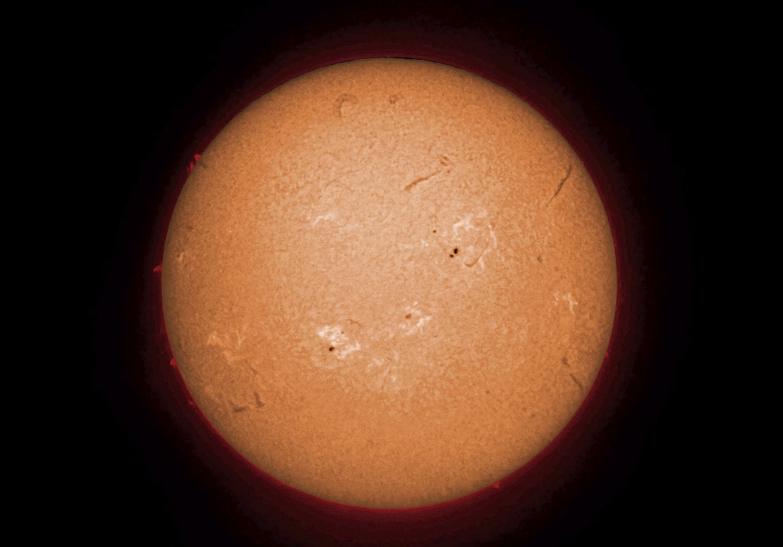 The Sun in H-alpha Filter on December 14th 2013 - AstroMadness.com