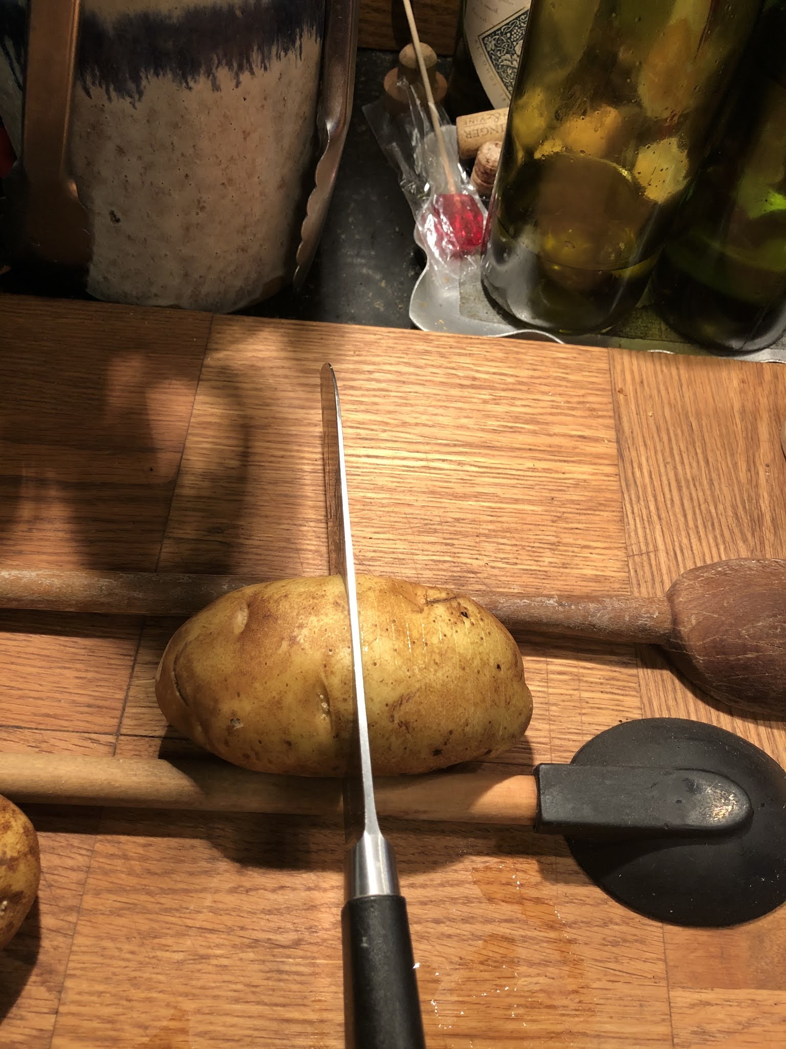 Cooking with Barry & Meta: Hasselback Potatoes / Potato Fans