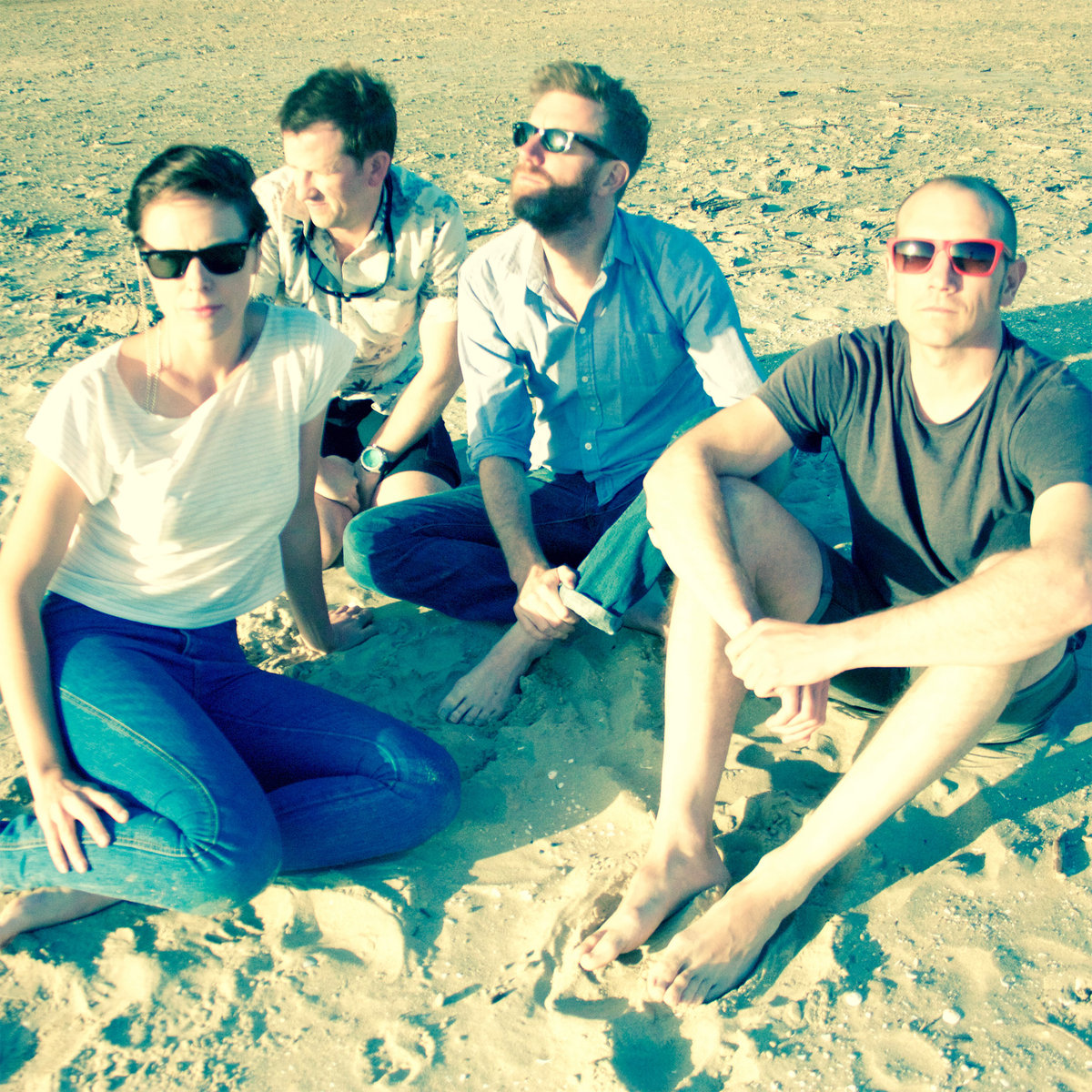 Ewah & The Vision Of Paradise: Everything Fades To Blue