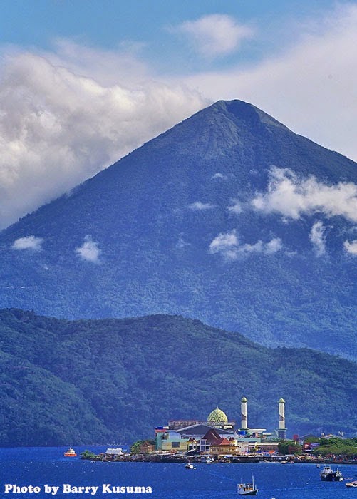 Tidore Island - Antara Aceh, Tidore Dan Indonesia
