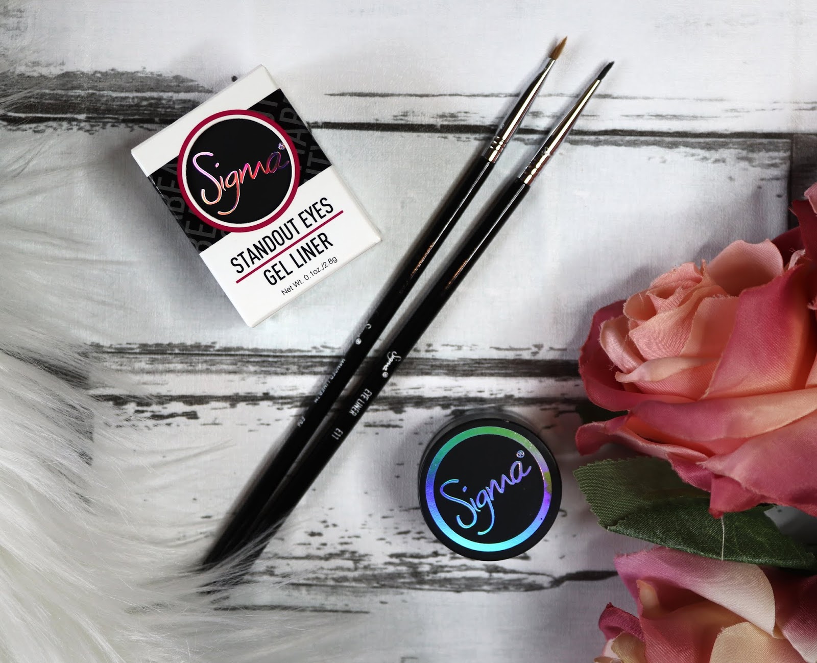 Standout eyes gel liner | Sigma Beauty - Beauty With En