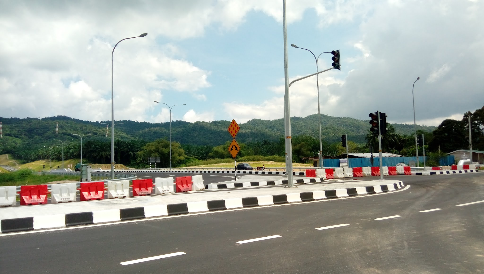 Jalan Baru Temiang - Kampung Pantai, Seremban, Negeri Sembilan Hampir Siap.