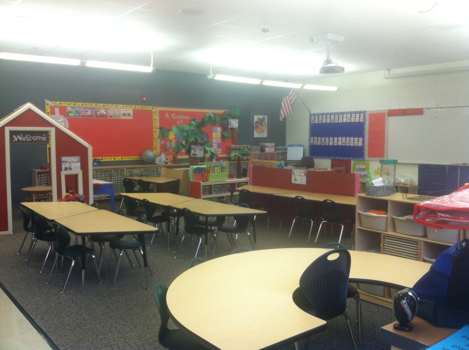 Kindergarten Kiosk: My New Classroom