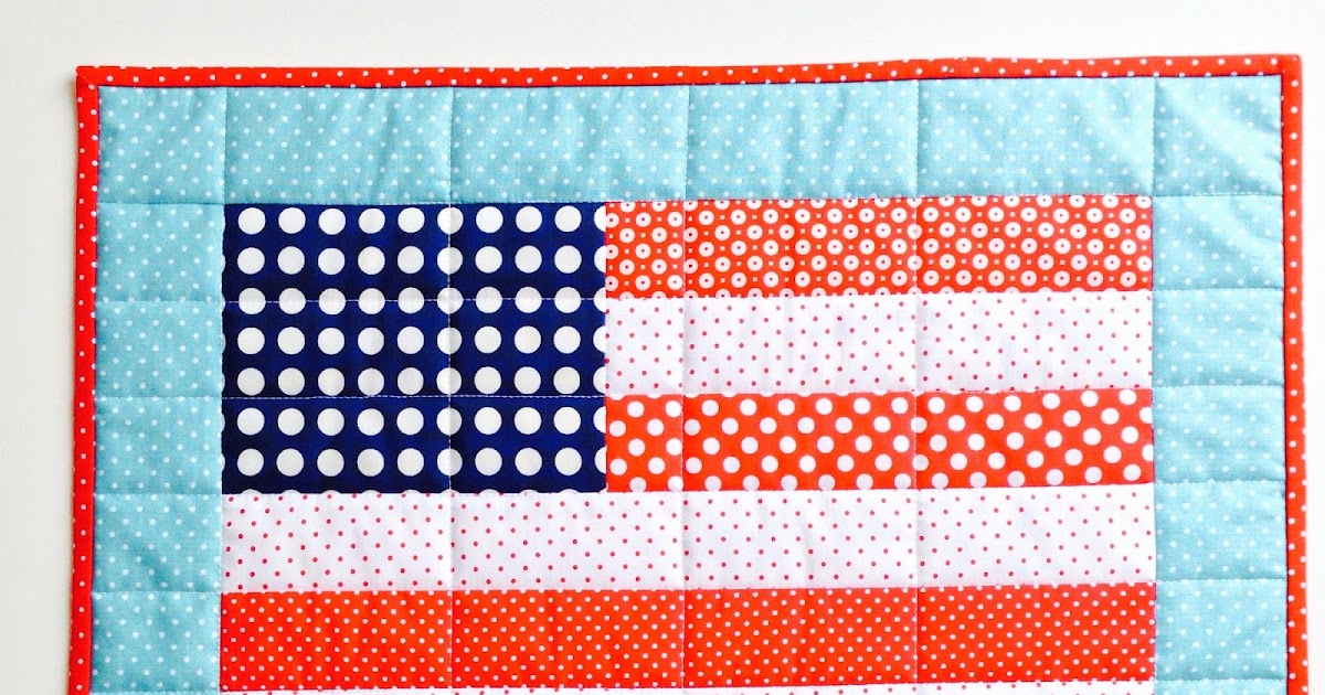 .: Patriotic Sewing - American Flag Mini Quilt