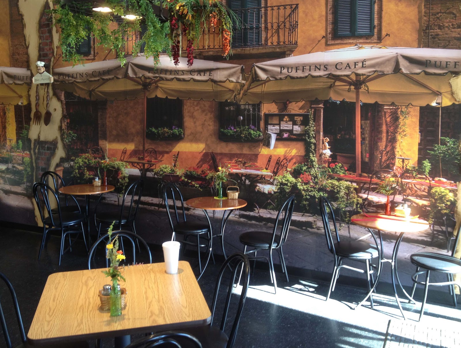 entertaining views from cincinnati: Puffins Bistro & Desserts