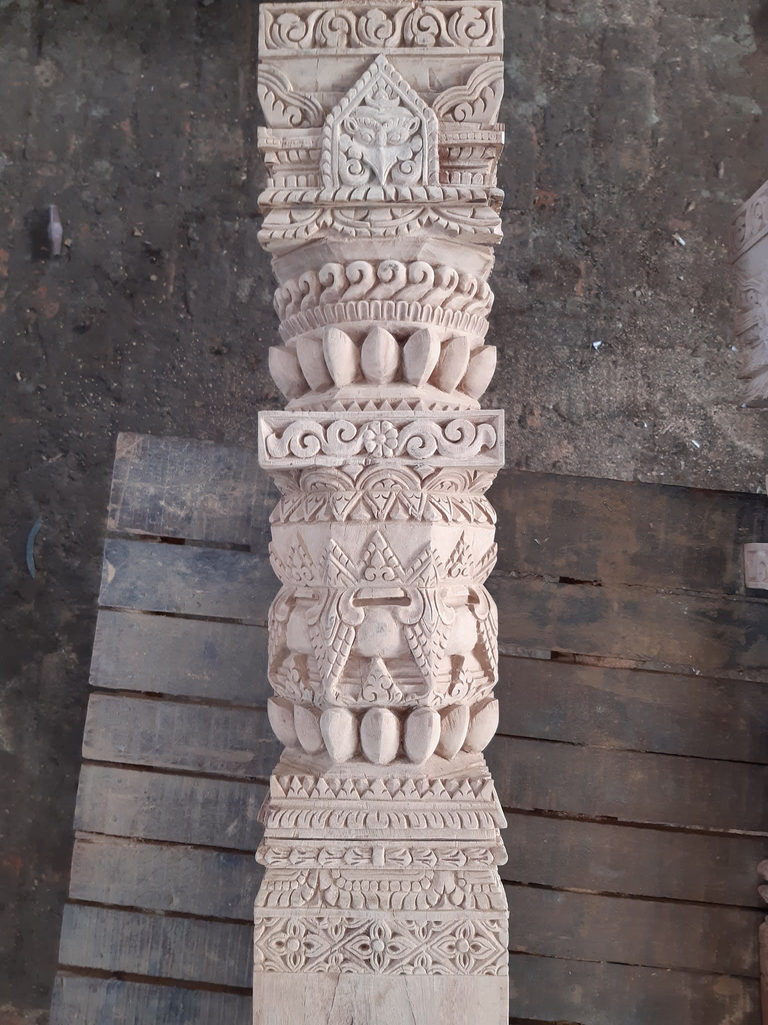 Tham Design ~ Shine Wooden Industries