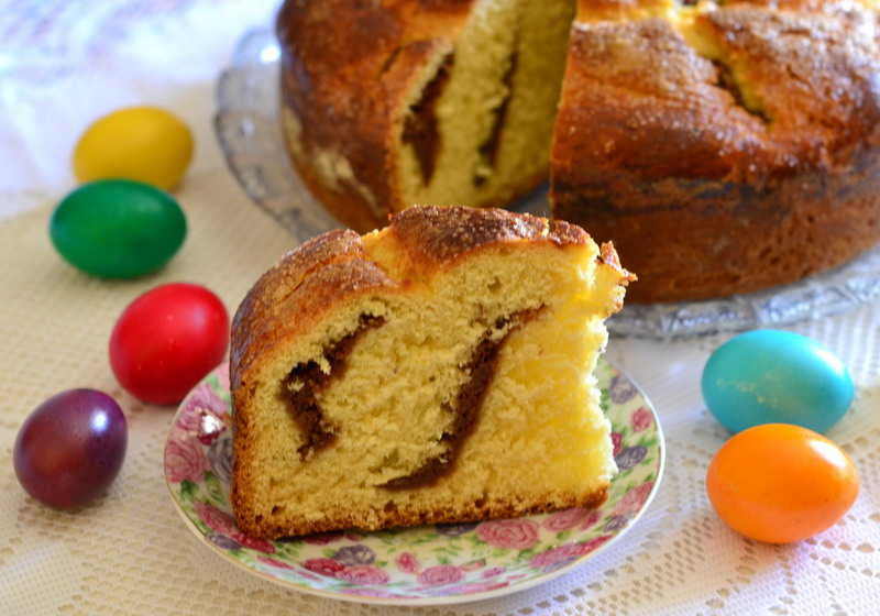 mushitza: Mum's Kozunak Recipe