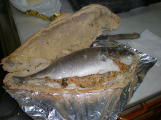 As Receitas da Minha Avó: Dourada no pão de alho e ervas, recheada de ...