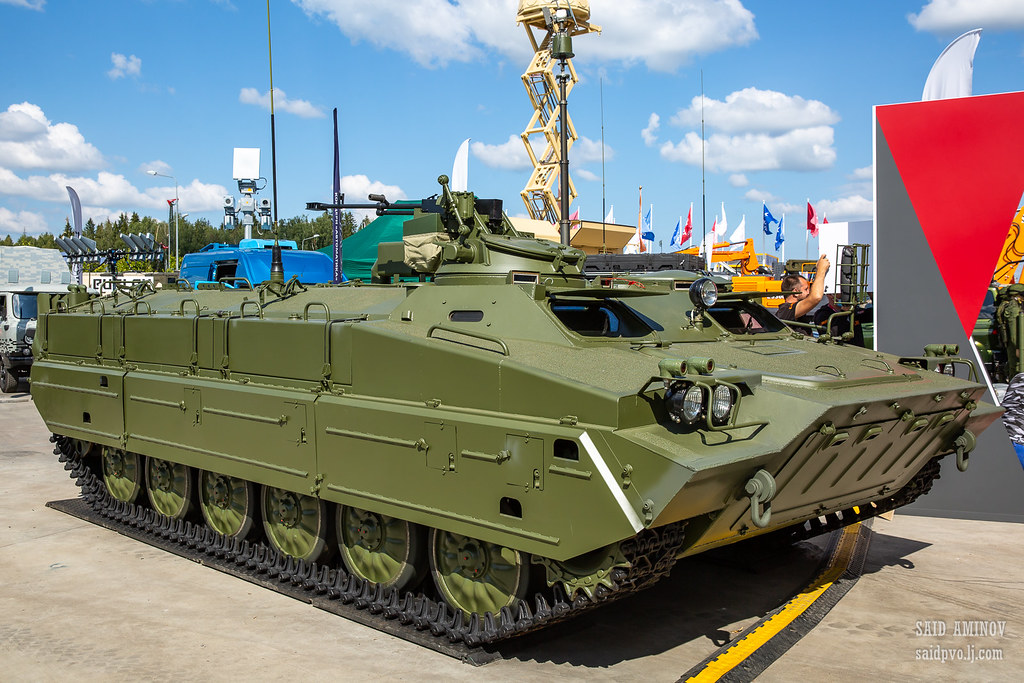 The Dead District: Russian armoured vehicles and MBTs at the Army-2020 ...
