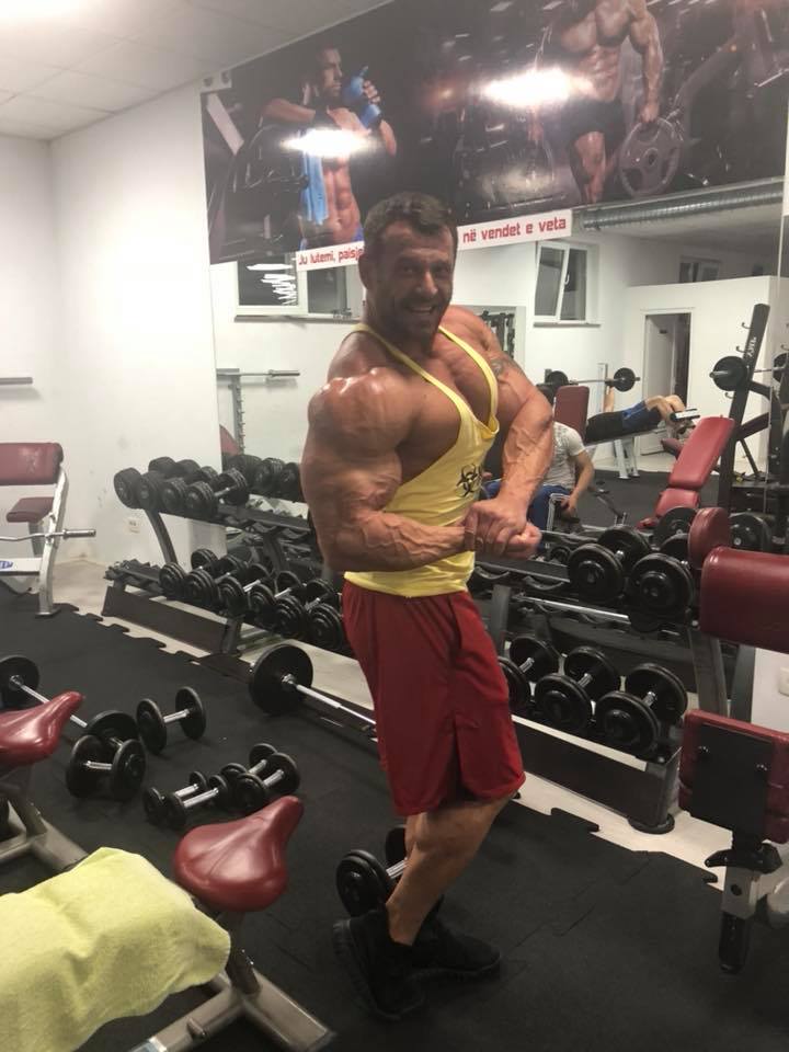 Muscle Lover: Albanian bodybuilder Besard Maxharraj