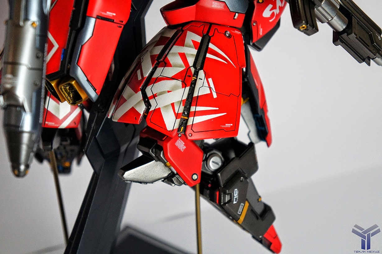 Custom Build: G-system 1/100 Sazabi Evolve ver 2.0 "Blazin" + LED
