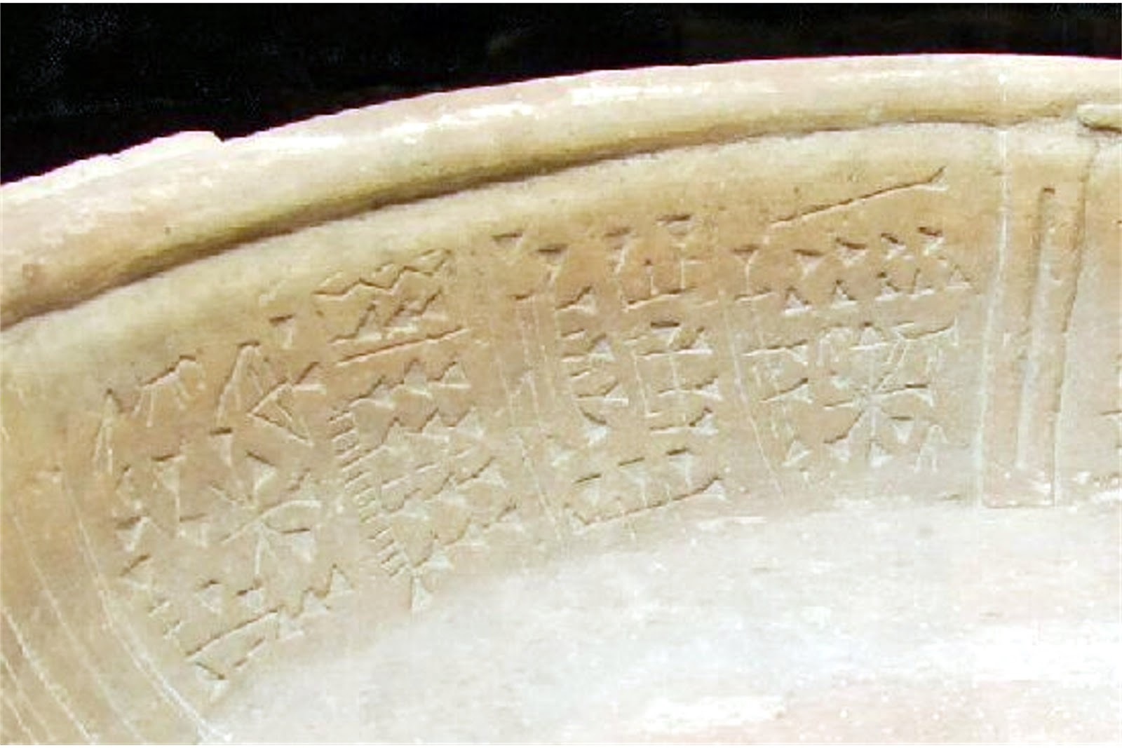 Past Remembering: Tiwanaku - Echoes of before