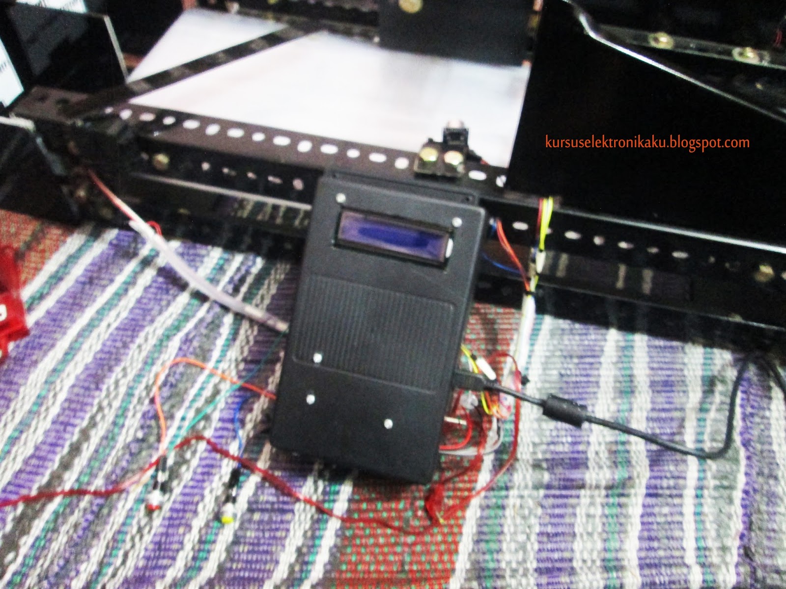 .: Membuat Conveyor System Alat Pemisah Kayu Otomatis Menggunakan ...