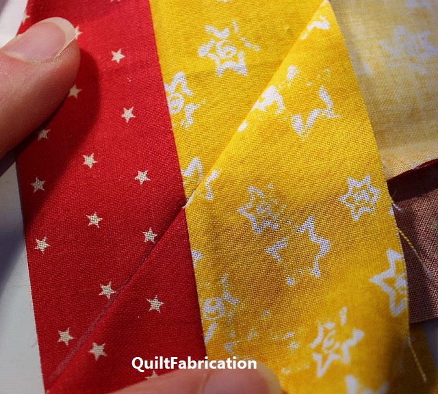 QuiltFabrication | Patterns and Tutorials: Piped Binding Tutorial