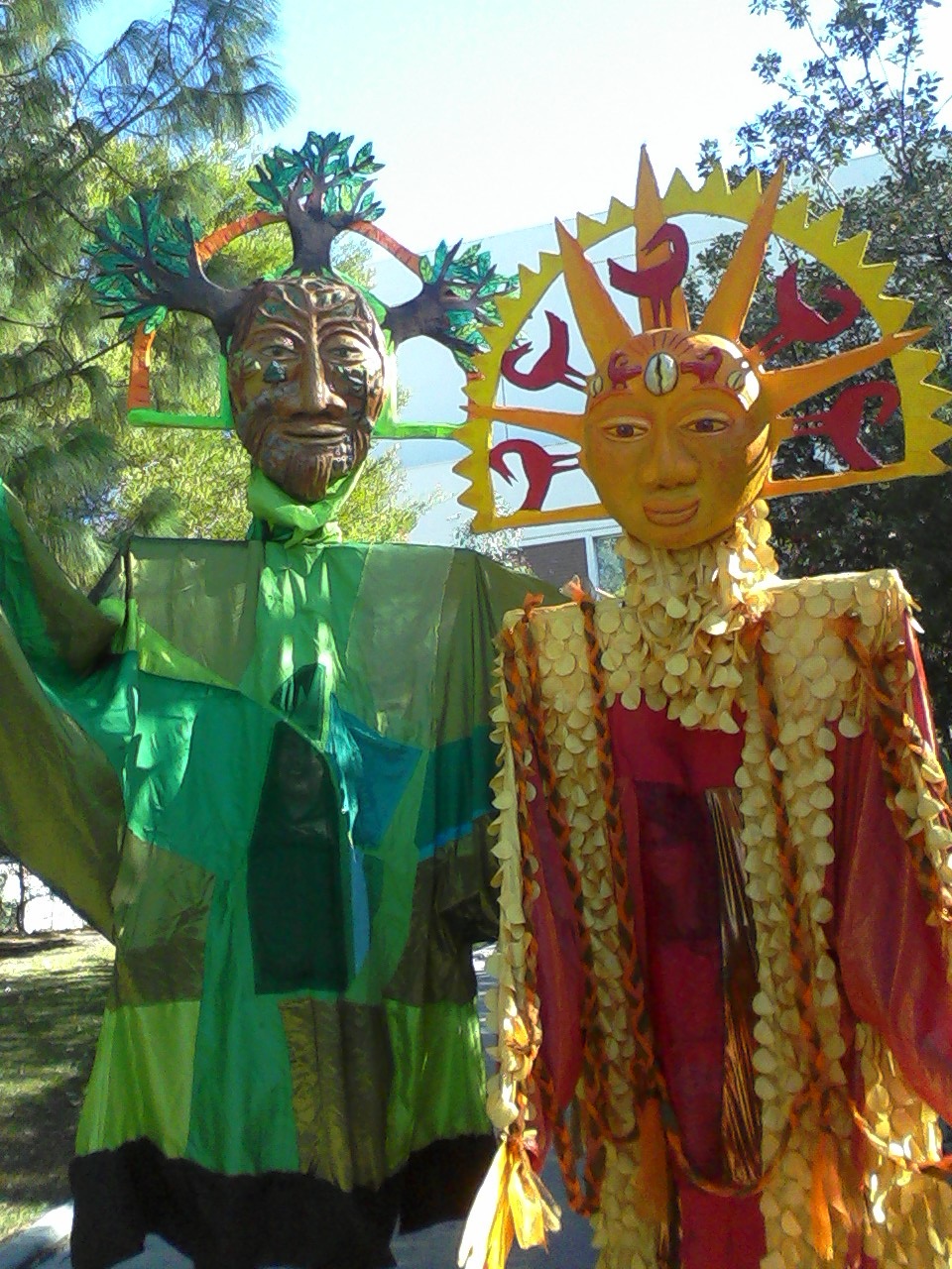 LeahNOlbrich: Large-Scale Puppet Workshop