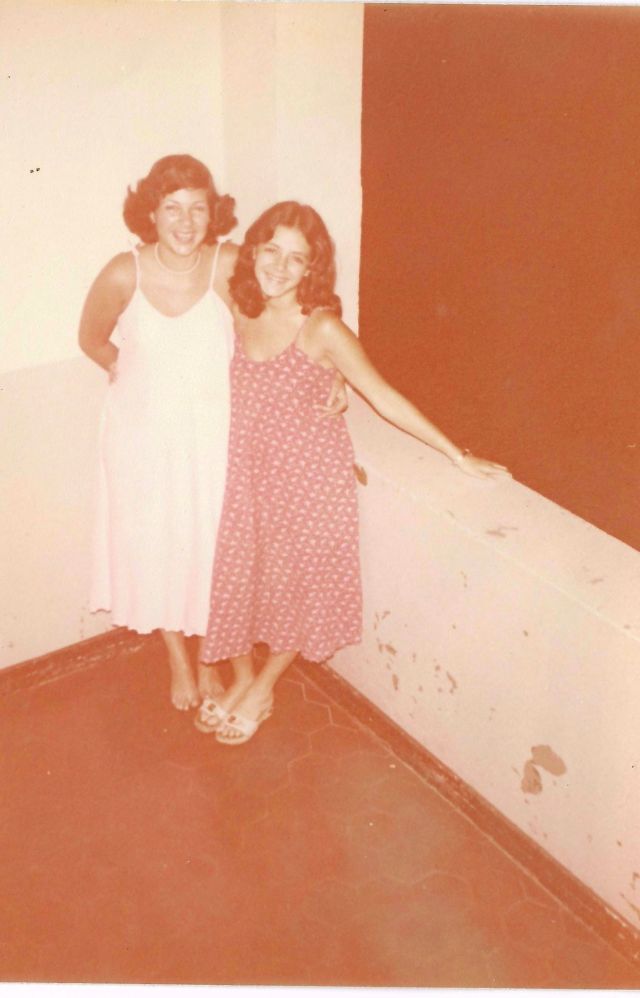 My Mom in the 1980s – These 50 Pictures of '80s Beautiful Mothers ...