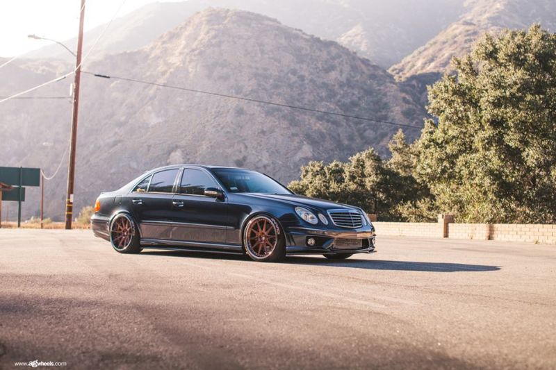 Mostbook: Tuning Mercedes Benz AMG E55 W211
