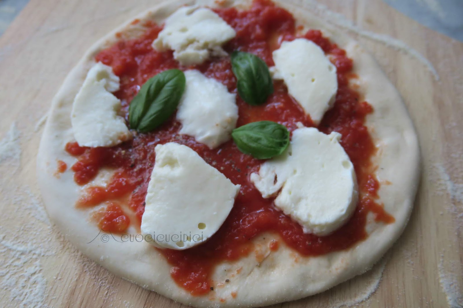 cuocicucidici: PIZZA AL PIATTO COTTA NEL BBQ