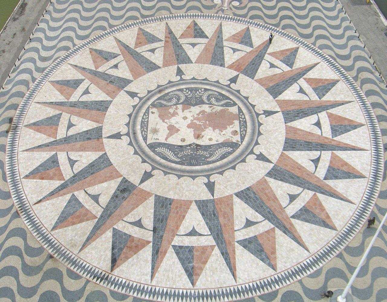 Zelo Street: Nazi Dog Salute Man’s Odd Appeal